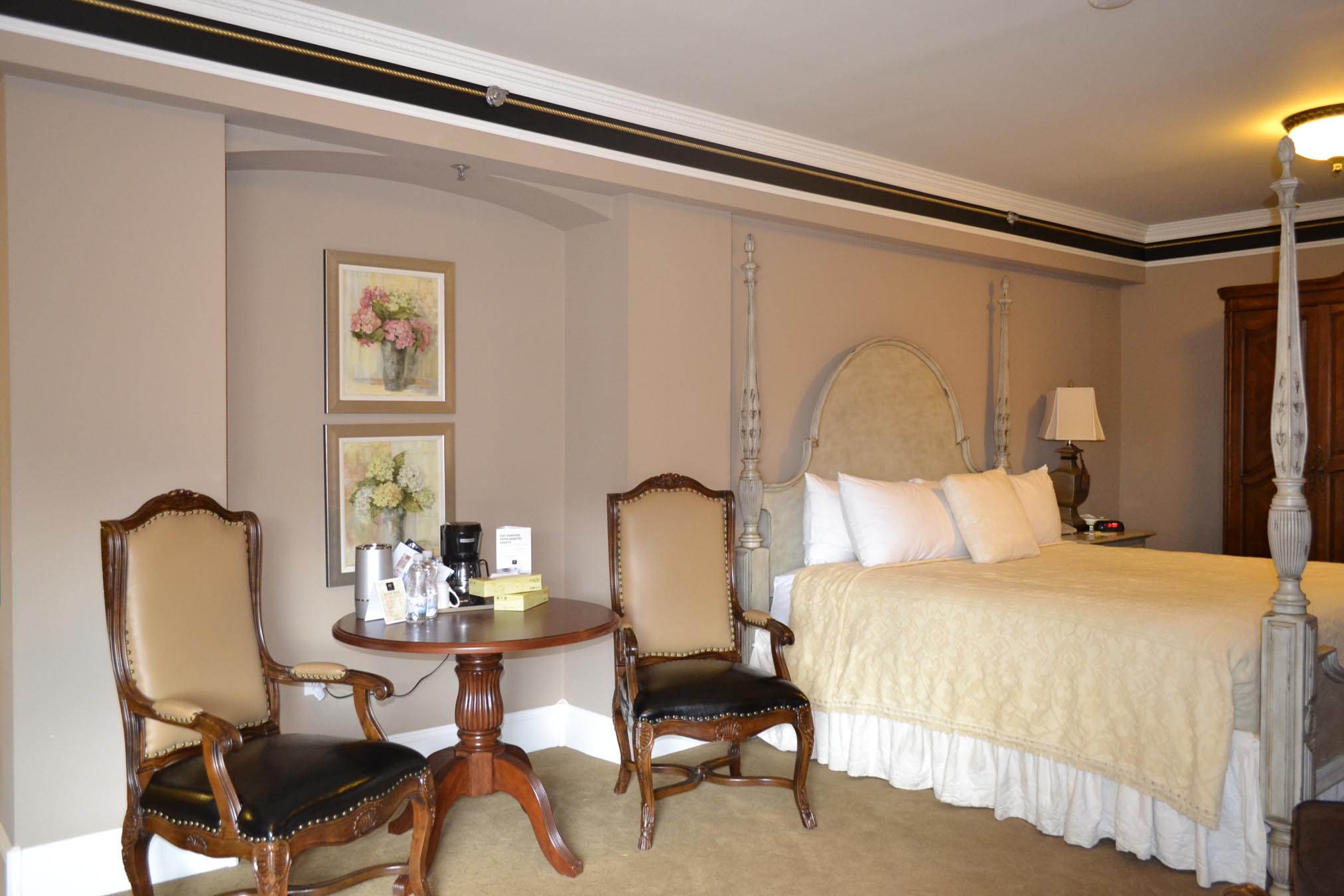 Executive Studio | Grant Hall Hotel